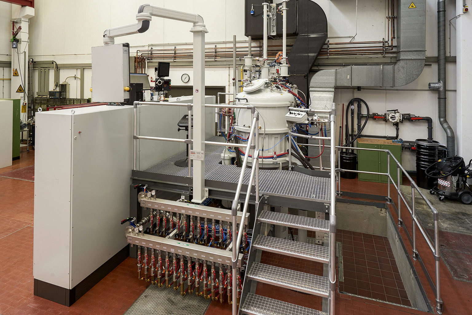Investment casting and high temperature alloys - Chair of Materials ...